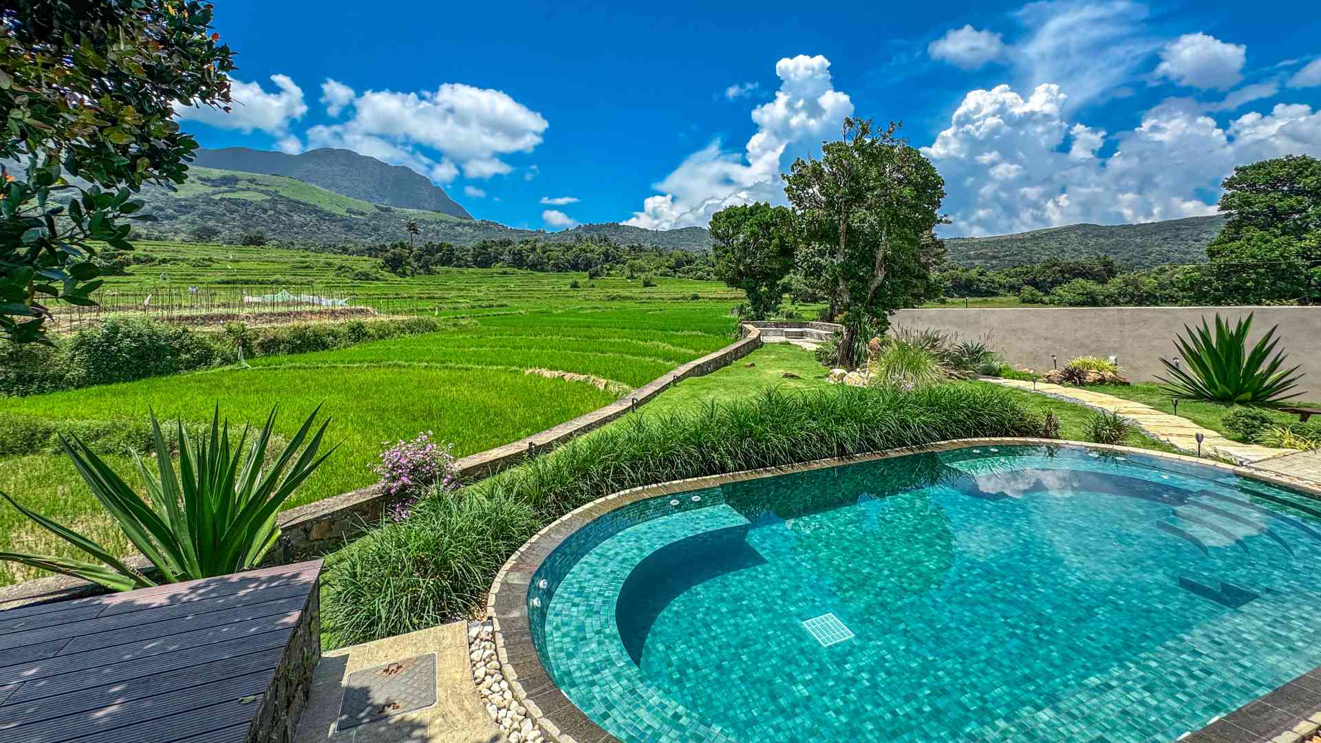 Riv Riverston, Matale | Wandering Unicorns
